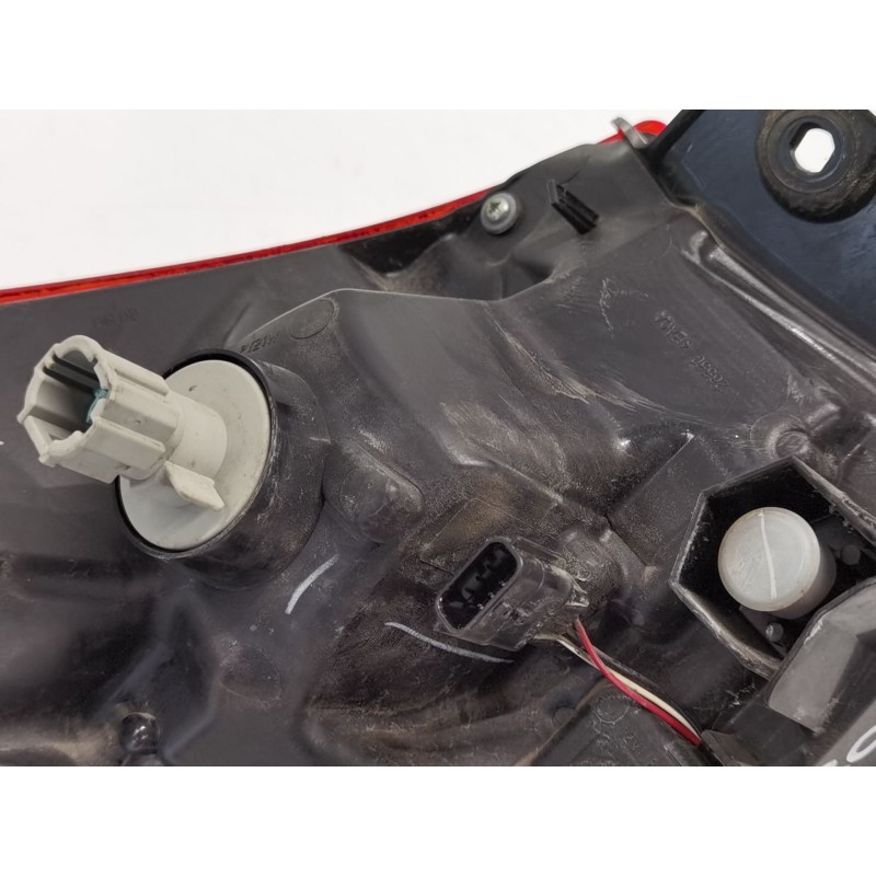 Feu arrière droit Nissan Qashqai II (J11, J11_) | Desguace Becerril